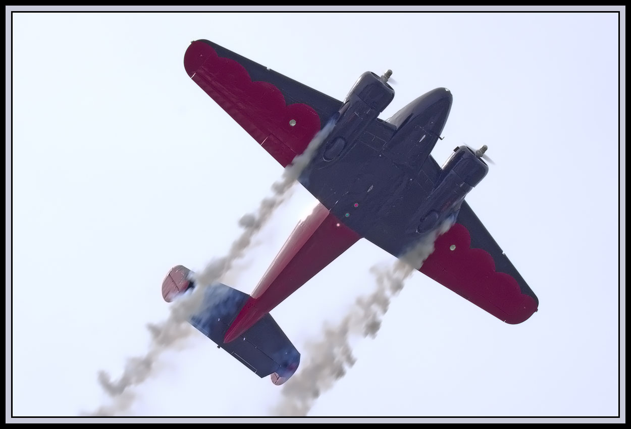 Aerobatics with a Beech 18 (10 pics): Pentax SLR Talk Forum: Digital ...