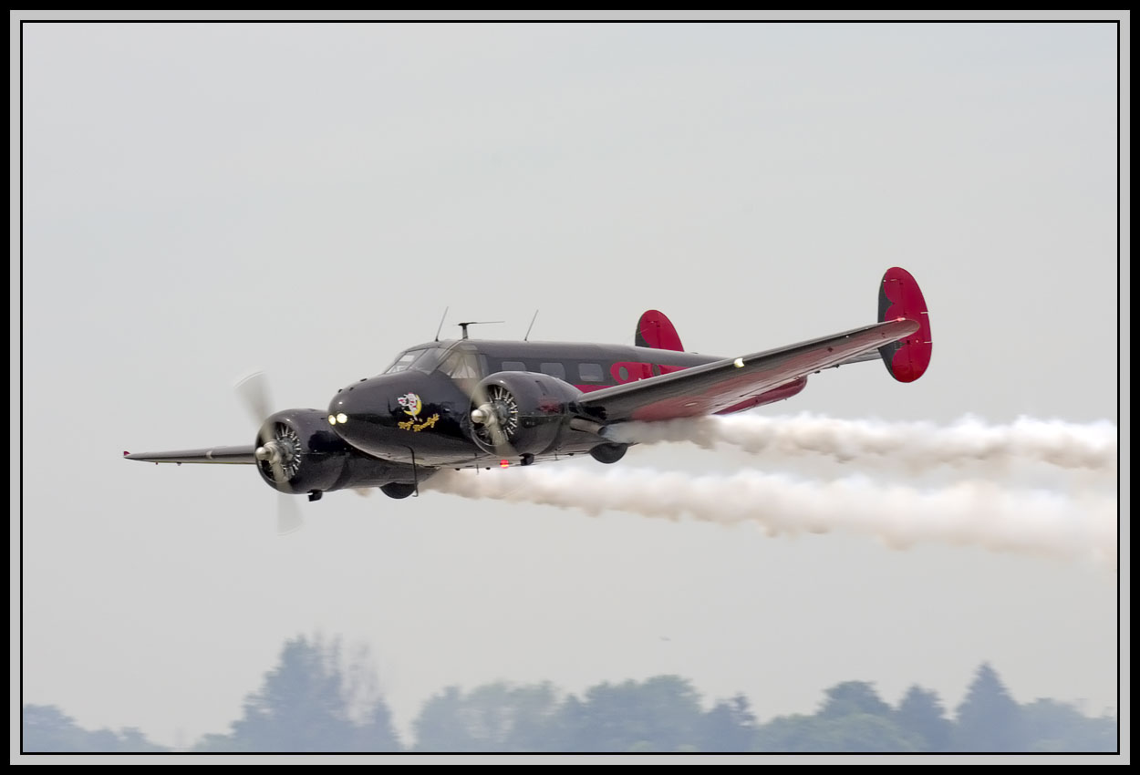 Aerobatics with a Beech 18 (10 pics): Pentax SLR Talk Forum: Digital ...
